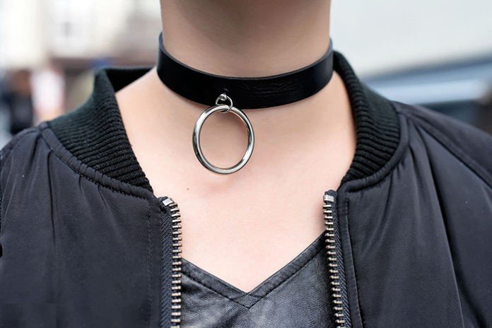 Leather body Accessory - Trang sức da không phải ai cũng dám diện ...