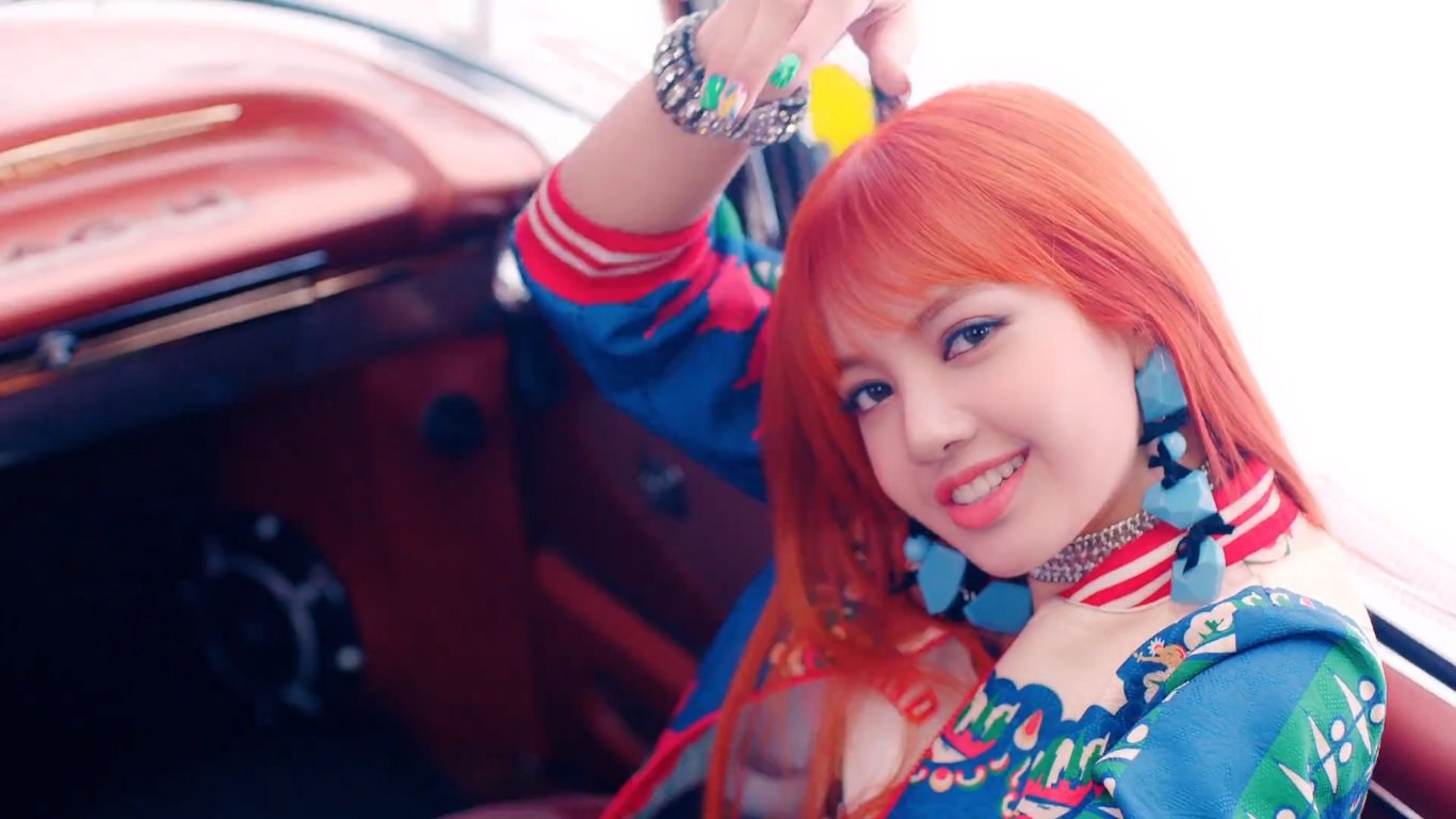 Lisa làm rapper chính, YG đang tích cực lăng xê cho gà ngoại? - BlogAnChoi