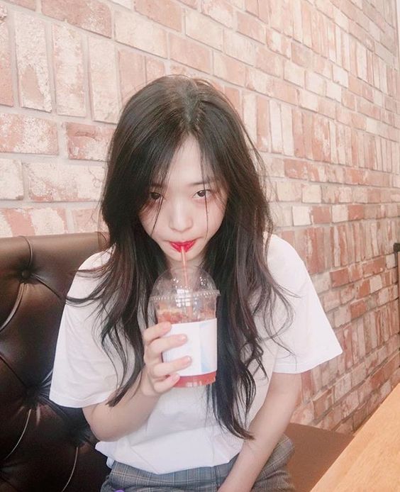 4 kiểu tóc đẹp của Sulli quyến rũ đến khó cưỡng - BlogAnChoi