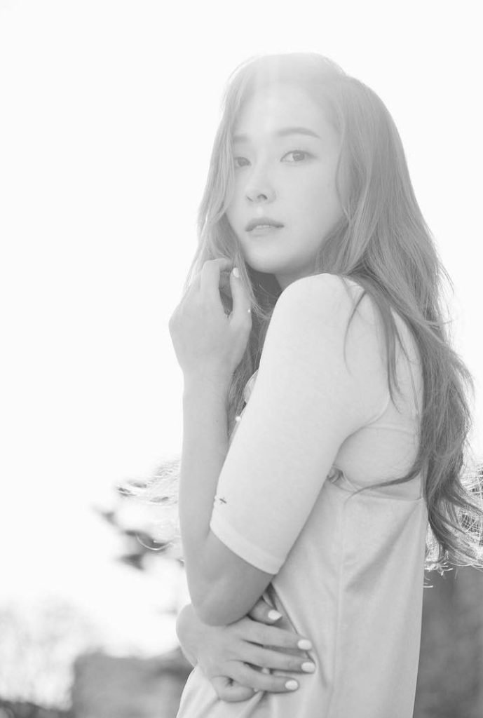 10 năm của Nữ hoàng băng giá Jessica: Tất cả cũng vì em gái Krystal ...