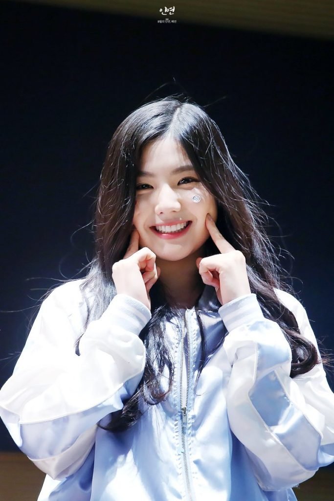 Gugudan - Nhóm nhạc KPOP - BlogAnChoi