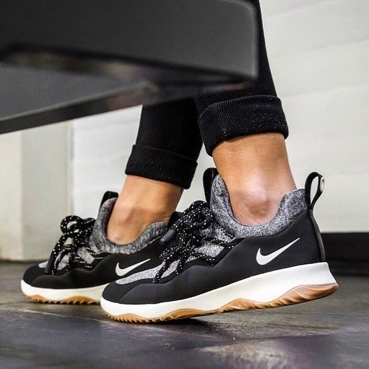 5 mẫu giày Nike đang được giới trẻ săn lùng nhiều nhất - BlogAnChoi