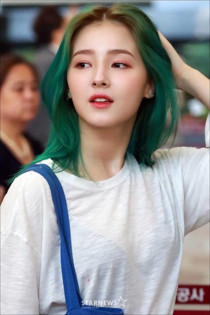 Nancy (MOMOLAND) tiếp tục gây bão với nhan sắc hoàn hảo sau khi nhuộm ...