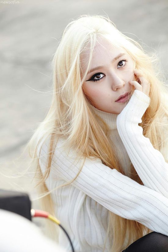 Nhớ f(x) một, fan còn nhớ Krystal mười cùng thần thái nhan sắc từng ...