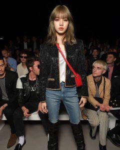 Lisa (BLACKPINK) chiếm trọn spotlight tại Paris Fashion Week: Nhan sắc ...