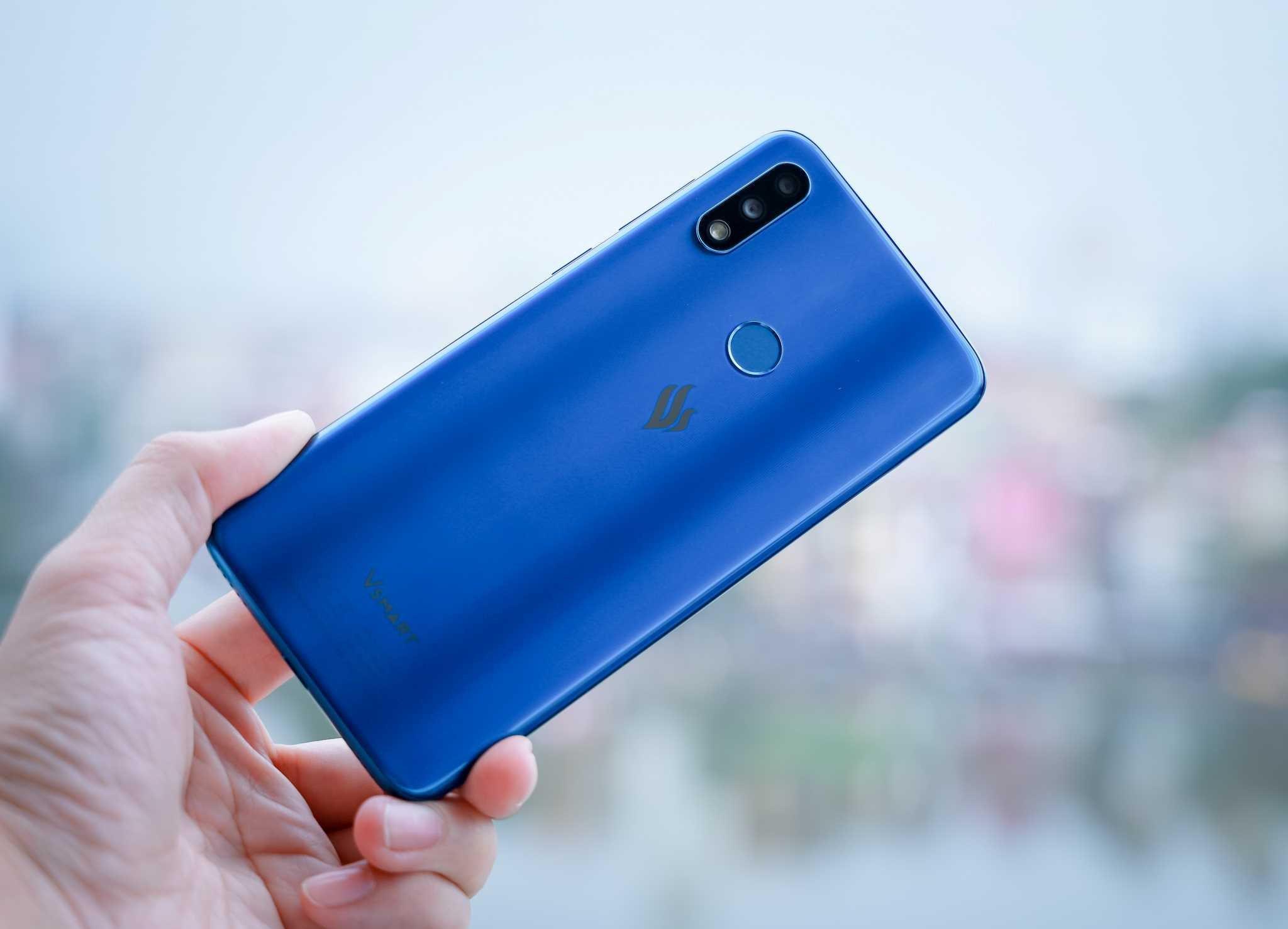 So sánh Vsmart Joy 3 và Samsung Galaxy A01: Rẻ hơn có tốt hơn? - BlogAnChoi