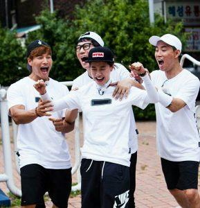 Kỷ niệm tập 500 Running Man: Đằng sau tiếng cười là nước mắt, những tổn ...
