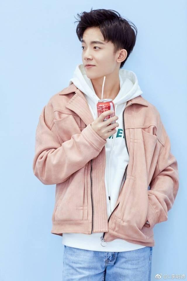 10 nam thần Hoa ngữ hot nhất 2020: Người quen mặt, kẻ lạ tên - BlogAnChoi