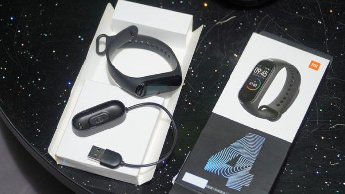 Review Mi Band 4: Vòng đeo tay siêu phẩm đến từ Xiaomi - BlogAnChoi