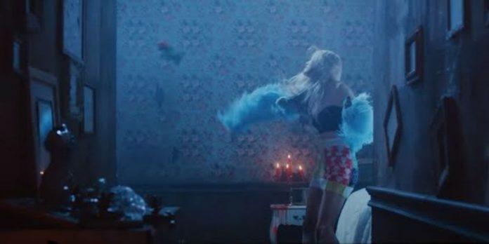 6 chi tiết đáng chú ý trong Teaser MV Solo của Rosé (BLACKPINK ...