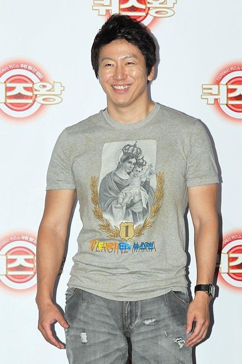 Lee Kwang Soo, Kang Gary cùng loạt sao chia sẻ về tính cách thật của ...