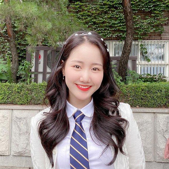 Những mỹ nhân Kbiz thế hệ mới sở hữu nhan sắc tự nhiên đáng ngưỡng mộ ...