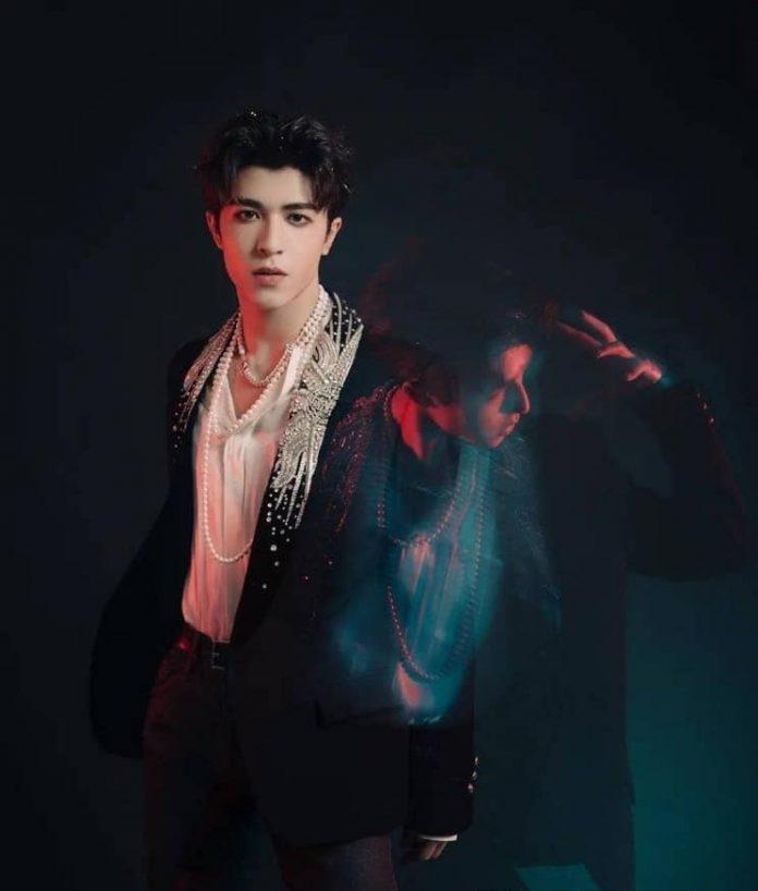 Các thành viên THE9 và INTO1 bất ngờ đụng hàng trên sân khấu - BlogAnChoi