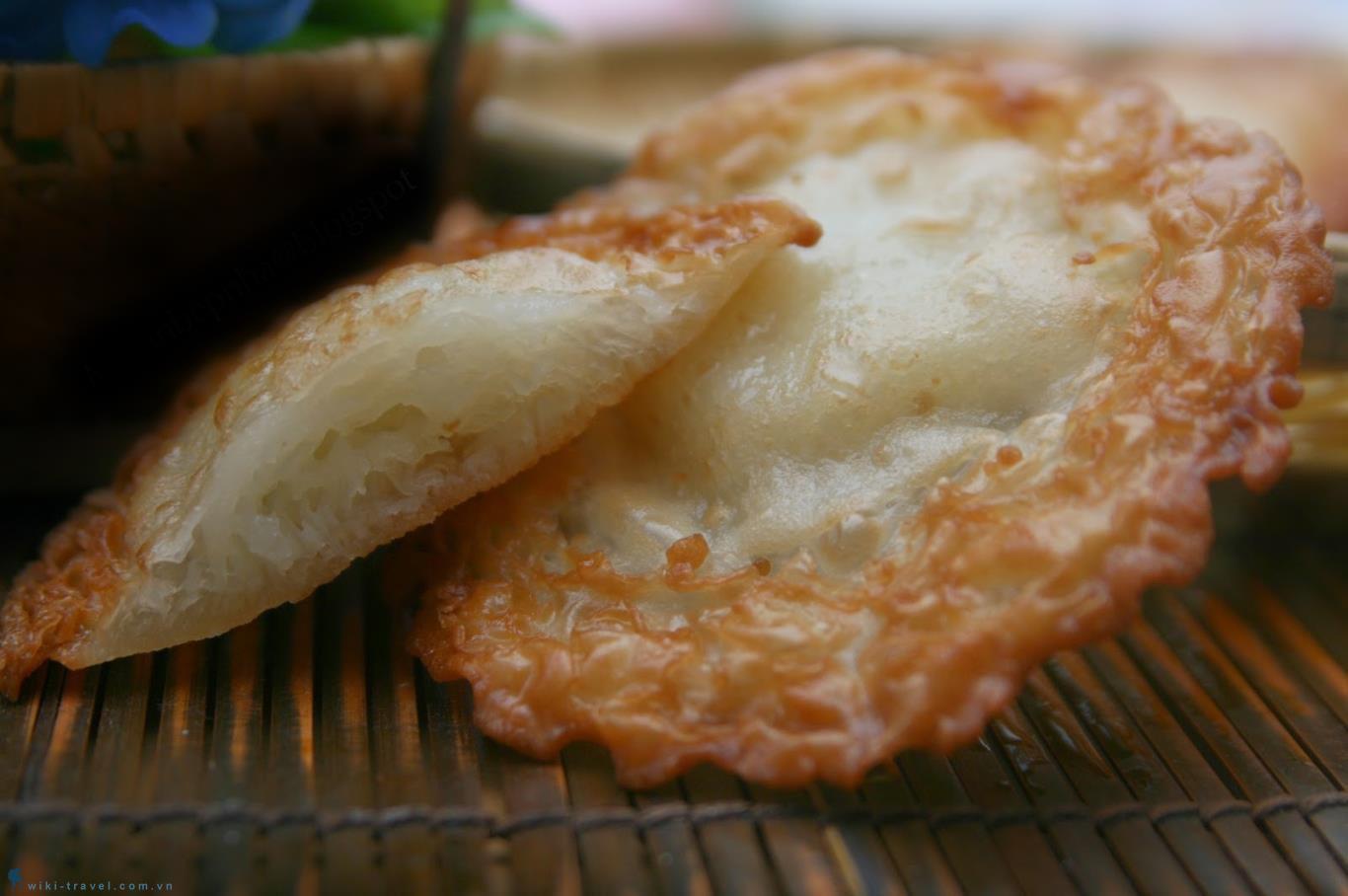 Công thức làm bánh tai yến thơm ngon cực dễ làm ngay tại nhà - BlogAnChoi