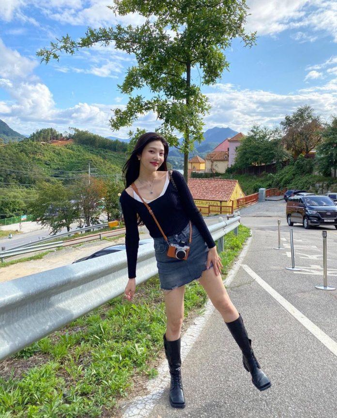 Hóa nữ sinh sành điệu cùng 4 items mang phong cách high teen cực xịn ...