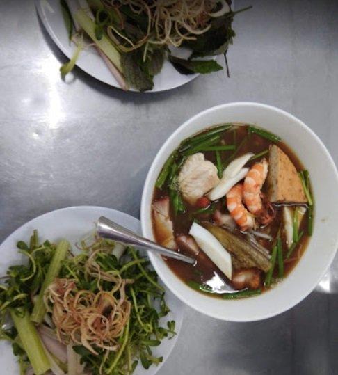 7 quán bún mắm ngon muốn xỉu ở Sài Gòn! - BlogAnChoi