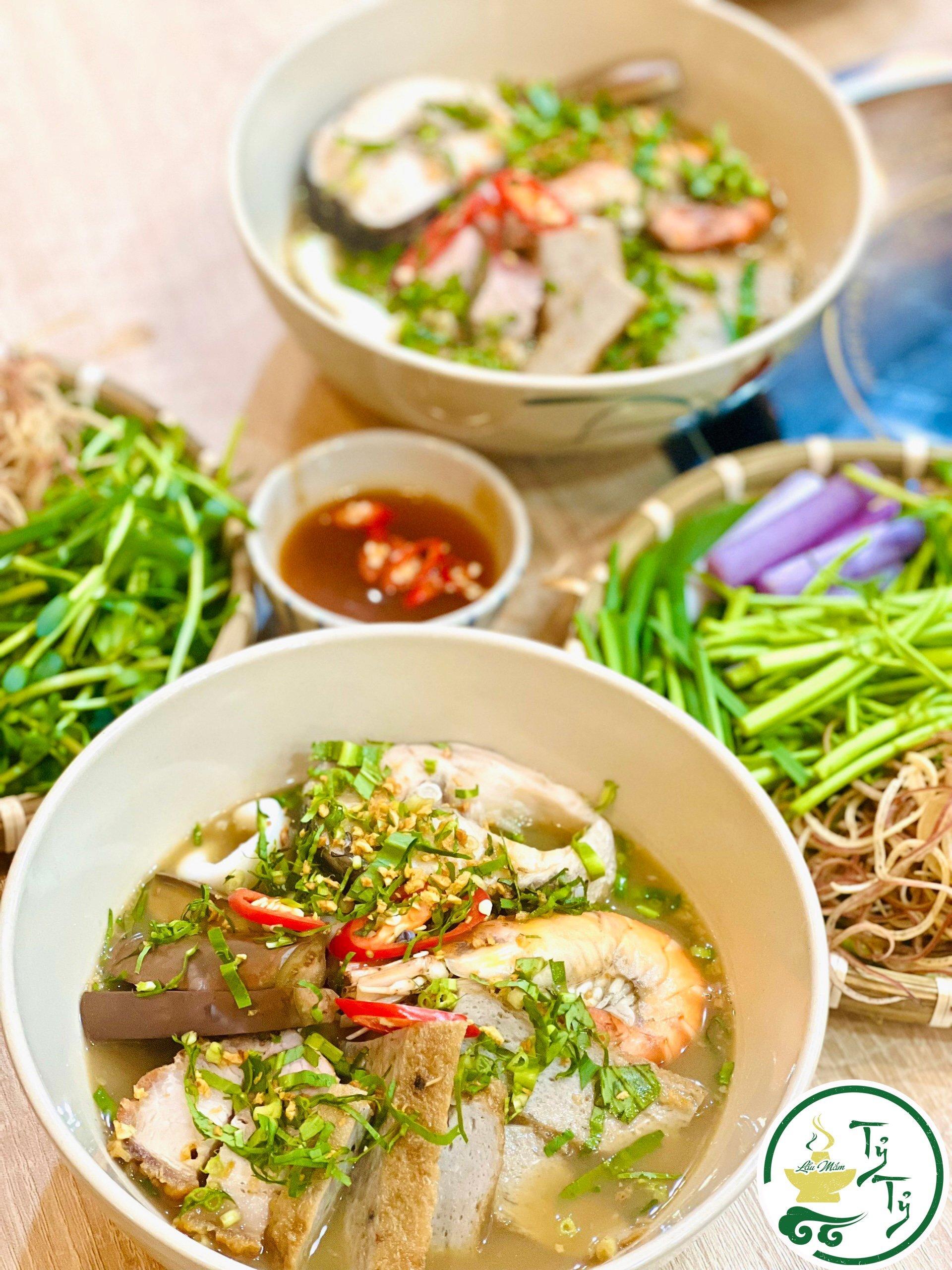 7 quán bún mắm ngon muốn xỉu ở Sài Gòn! - BlogAnChoi