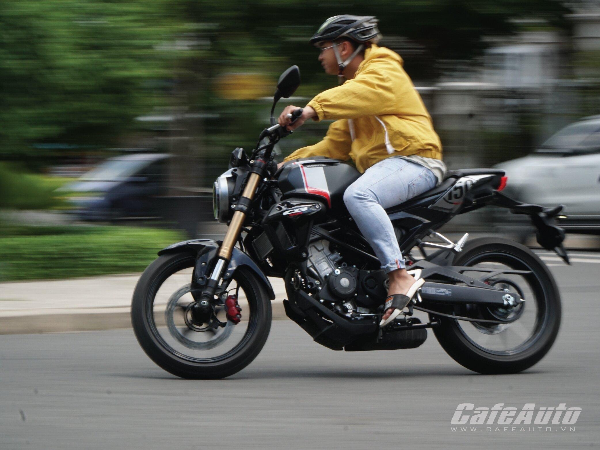 Honda CB150R - Chiếc xe đắt giá liệu có nên mua? - BlogAnChoi