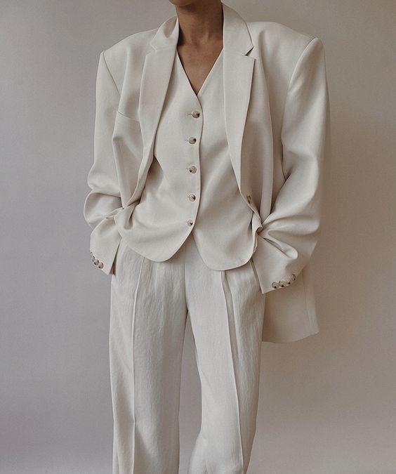 6 cách phối đồ với vest áo gile - item vừa cổ điển vừa hiện đại đang ...