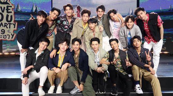 GMMTV là ai mà được fan ví như SM Entertainment bản Thái? - BlogAnChoi