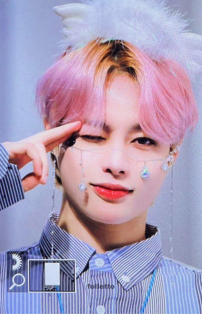 Loạt hình ảnh các idol Kpop đeo Face chain hút mắt nhất - BlogAnChoi