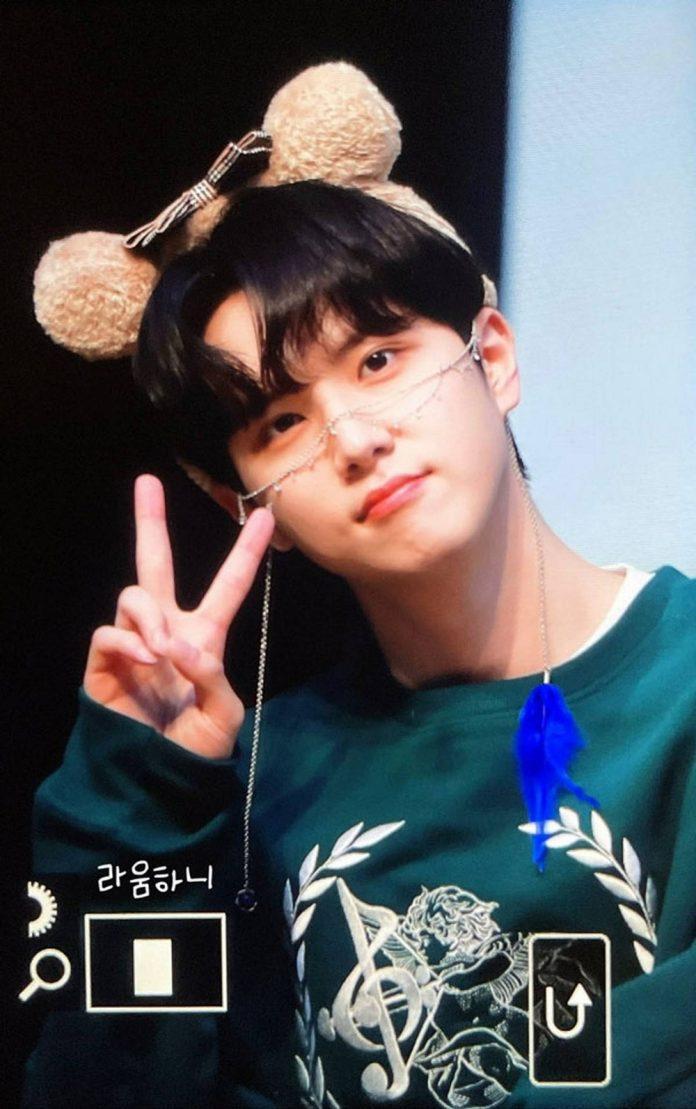 Loạt hình ảnh các idol Kpop đeo Face chain hút mắt nhất - BlogAnChoi