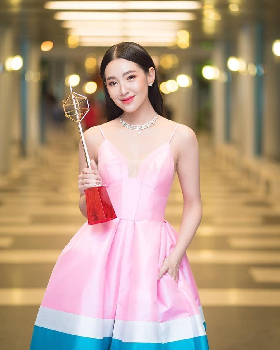 Bella Ranee - Ngọc nữ trăm năm có một của xứ sở Chùa Vàng - BlogAnChoi