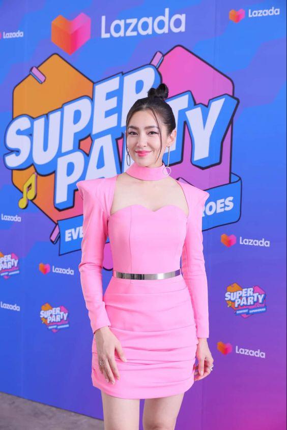 Bella Ranee - Ngọc nữ trăm năm có một của xứ sở Chùa Vàng - BlogAnChoi