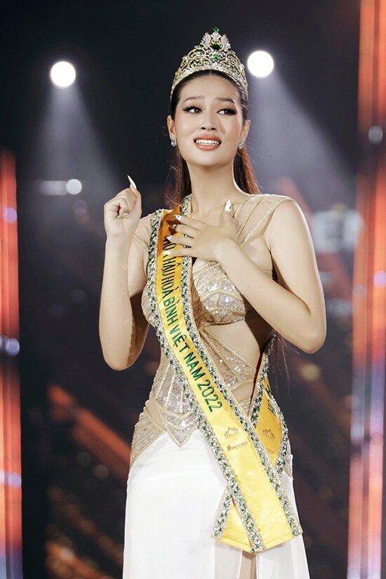 Điểm mặt 9 sash Việt Nam đã, đang và sẽ chinh chiến trên đấu trường ...