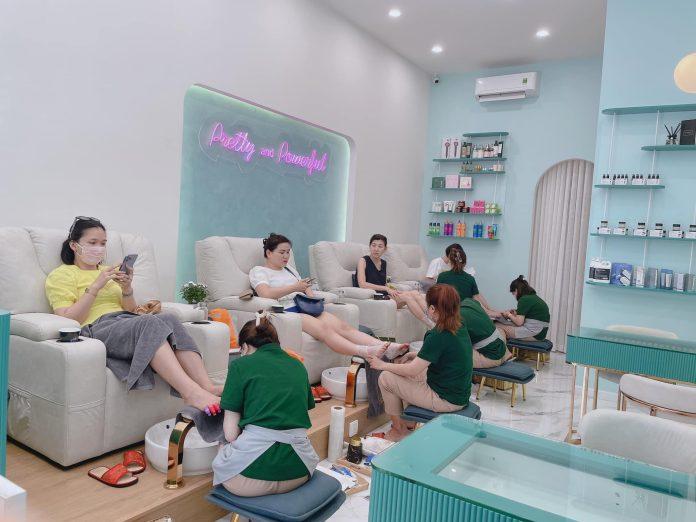 Top 11 tiệm nail đẹp ở TP HCM - làm nail cực xinh mà không gian lại ...