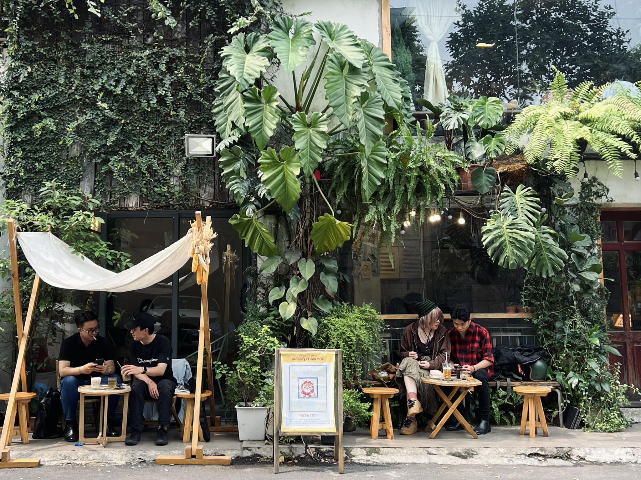 15 quán cafe ngon và cực xinh xắn tại quận 10 - BlogAnChoi