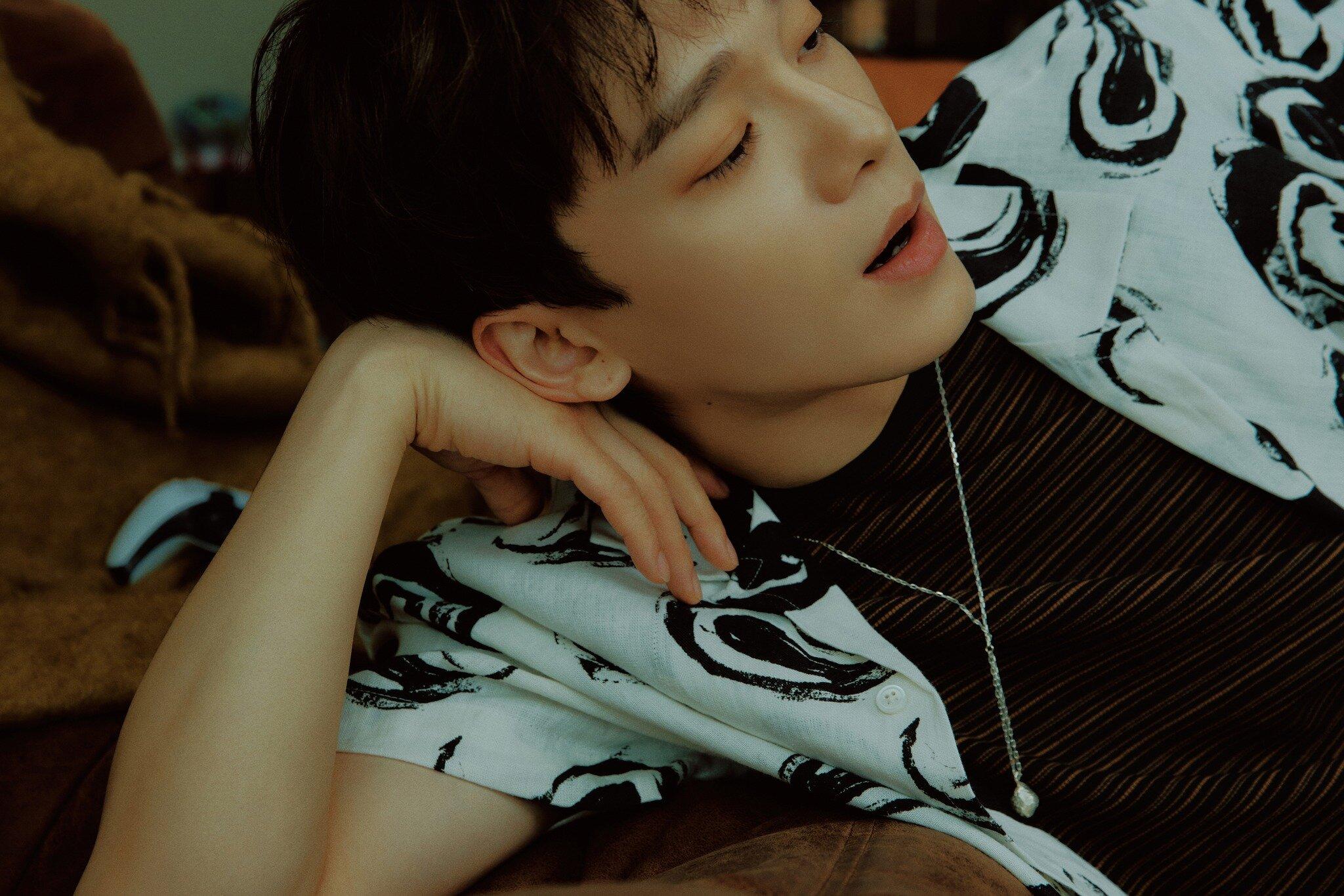 EXO khoe visual đỉnh cao trong bộ ảnh teaser trước thềm comeback ...