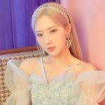 HaSeul LOONA ký hợp đồng với Modhaus, ra mắt lại trong ARTMS - BlogAnChoi