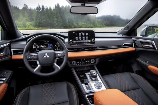 Đánh giá chi tiết xe Mitsubishi Outlander 2023 - Đẳng cấp và hiện đại ...