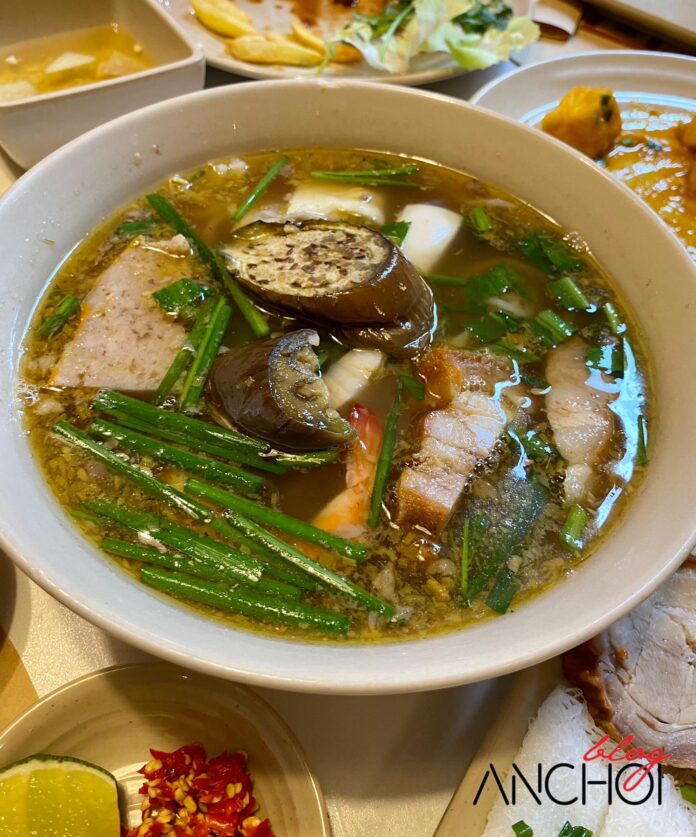 Review Nhà Hàng Ngon tại Pasteur, Quận 1 có thực sự “ngon” như tên gọi ...