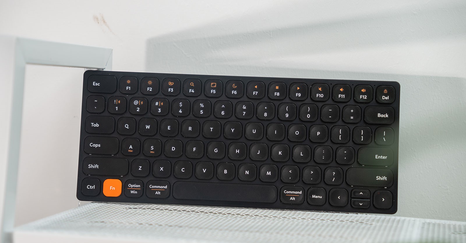 HyperWork HyperOne Gen 2: Bàn phím không dây đa năng, giá tốt cho dân ...