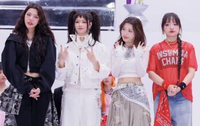 4 Em Xinh dừng lại sau livestage 3 trong chương trình Em Xinh Say Hi ...