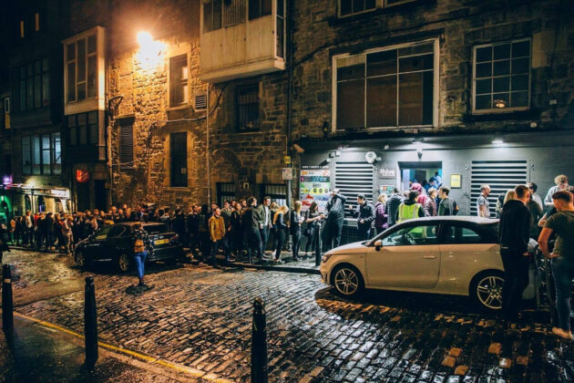 9 quán bar hấp dẫn nhất Edinburgh mà bạn không thể bỏ qua - BlogAnChoi